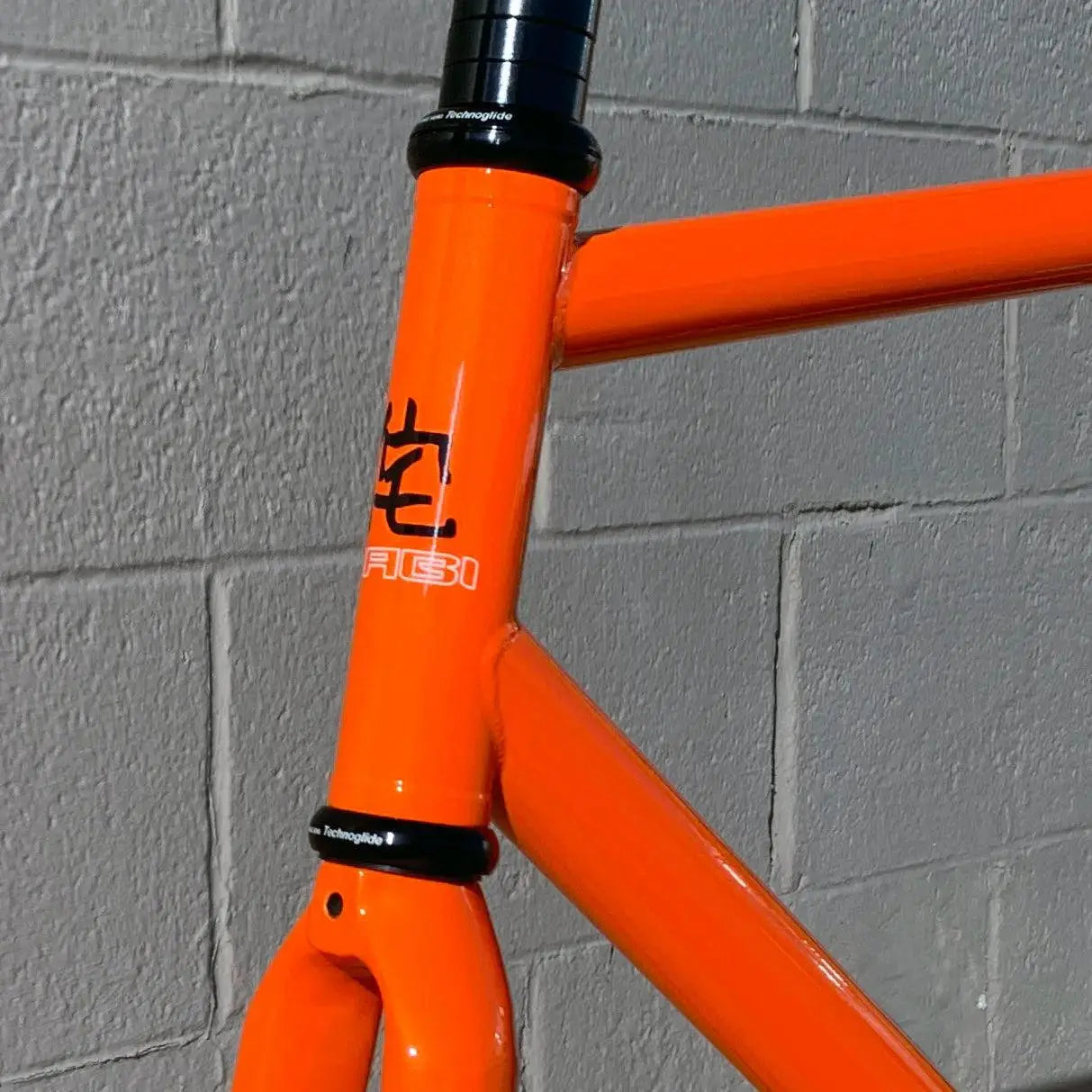 Wabi Lightning - Wabi Cycles